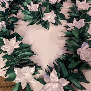 Ti Leaf Ribbon Lei Nui Loa - Etsy