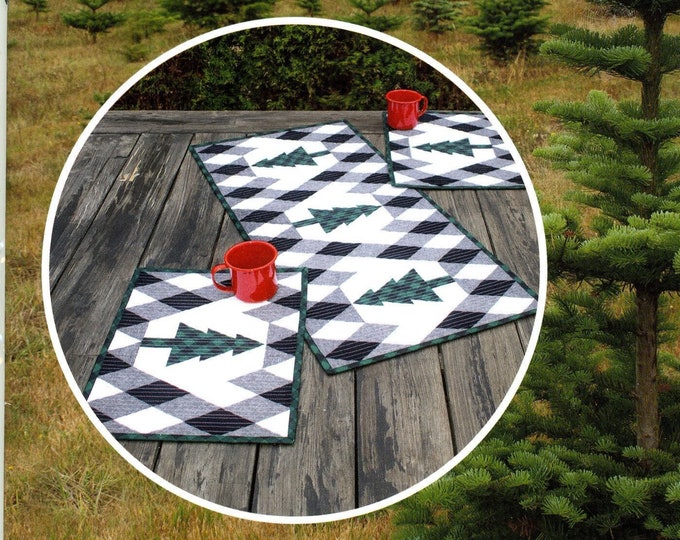 Krista Moser Buffalo Lodge Tree Skirt Table Runner Placements Quilting ...