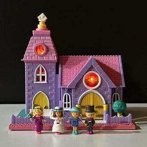 100% Complete Vintage 1993 Polly Pocket Wedding Chapel. Includes ...