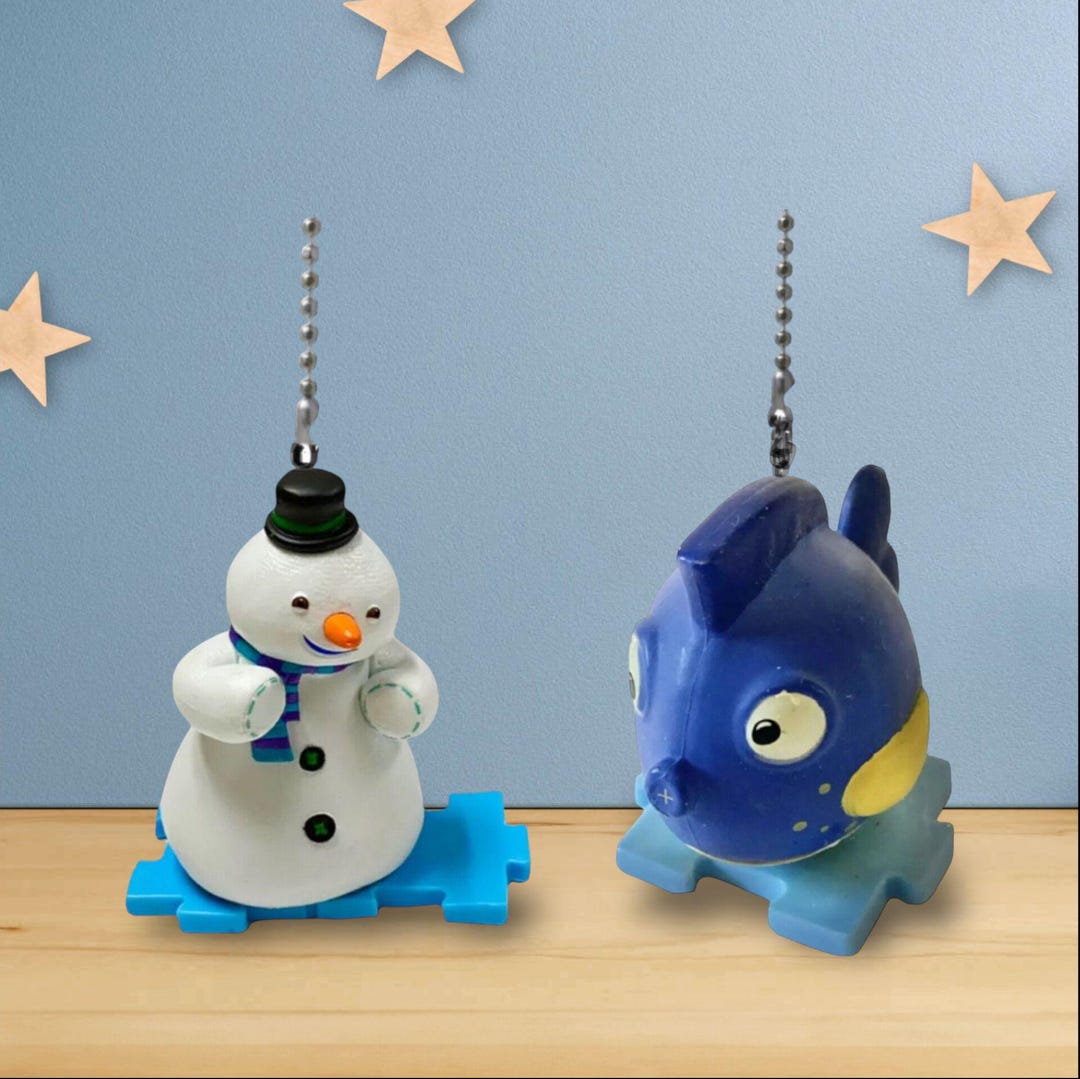 Squeakers Blue Fish & Chilly Fan Lamp Pull Chain Figure Figurine Doc ...