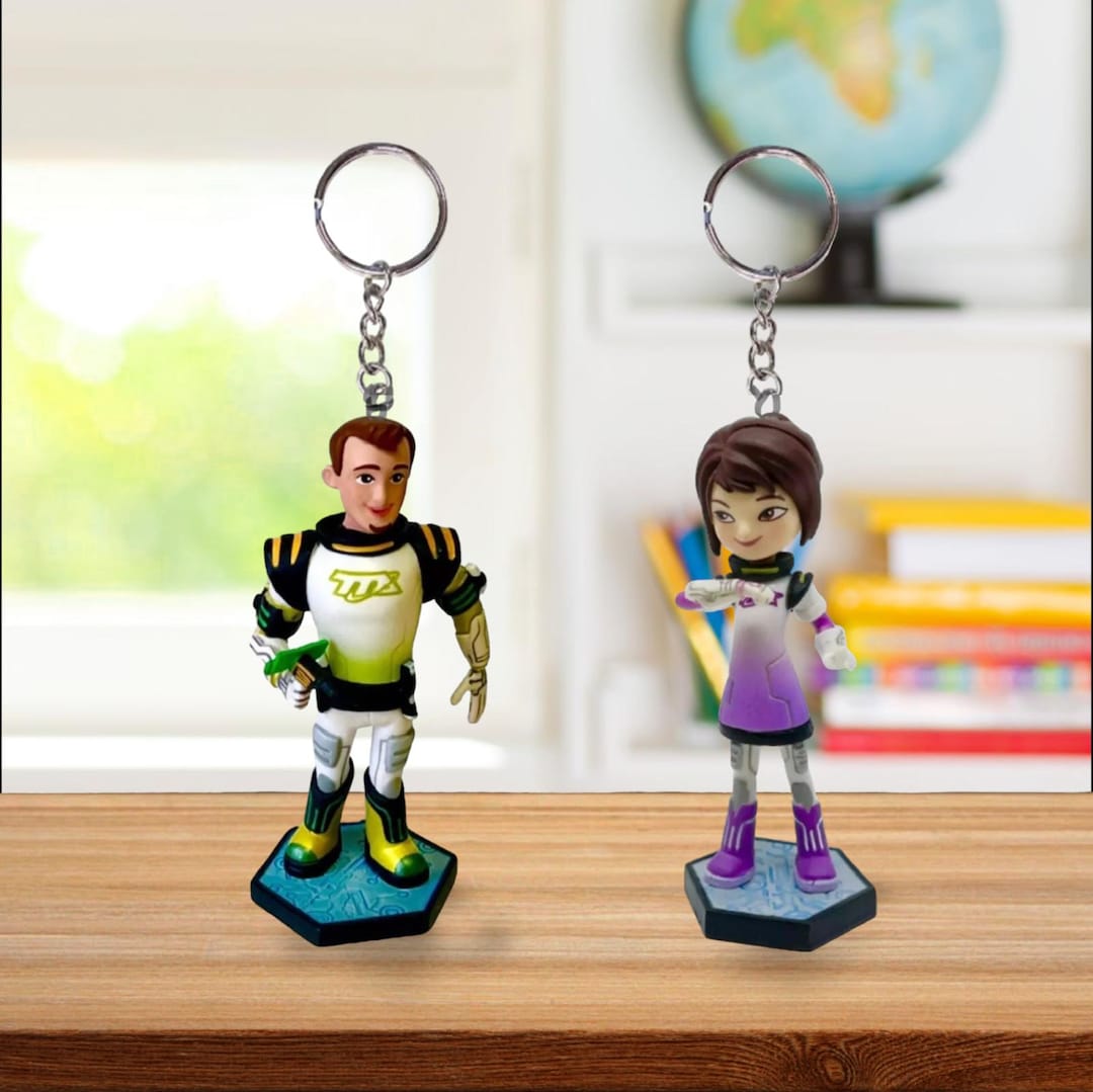 Miles Tomorrowland Leo & Loretta Key Ring Keychain Ornament PVC Figure ...