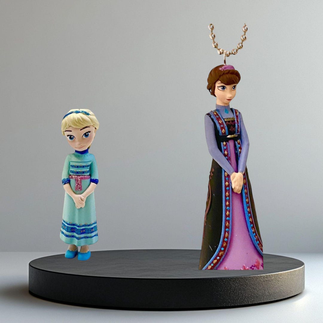 Queen Iduna Mom & Baby Elsa Pvc Set Keychain Danglers Figures Frozen ...