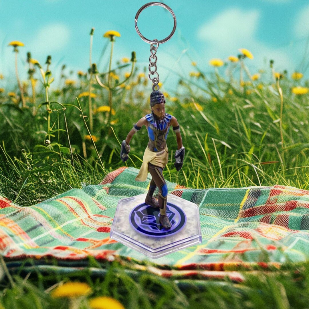 Shuri Black Panther Key Ring Pvc Keychain Marvel Figure Figurine ...