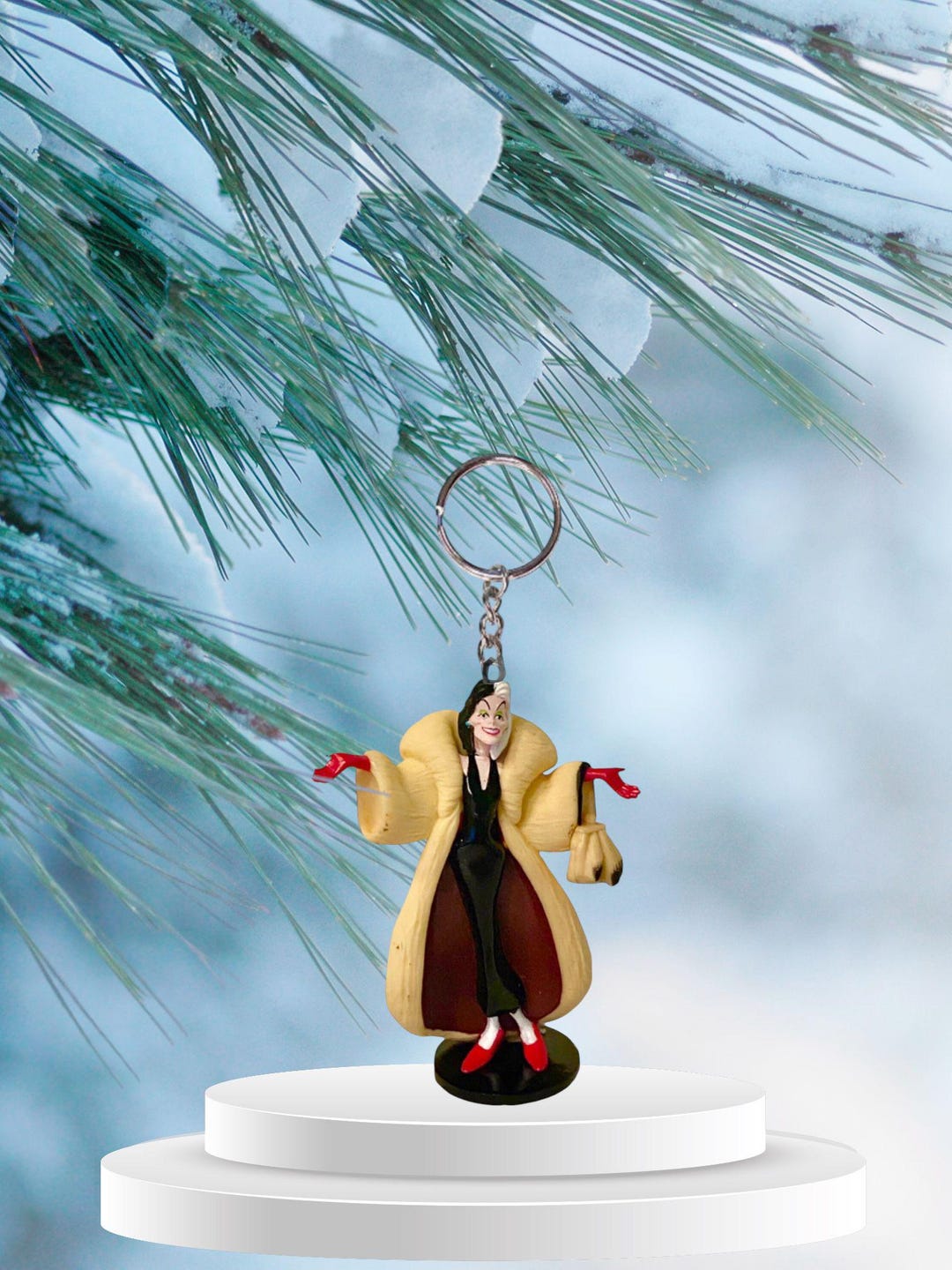 101 Dalmatians Cruella De Vil Key Ring Keychain Figure Ornament Charm ...