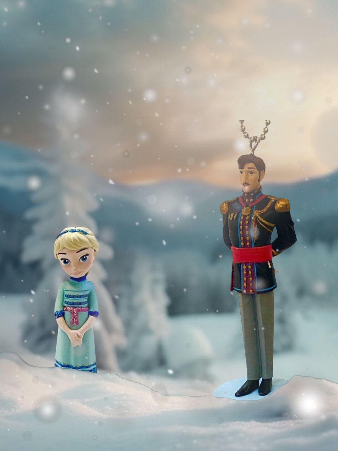 Ing Agnarr Dad & Baby Elsa 2 Pvc Set Keychain Danglers Figures Frozen ...