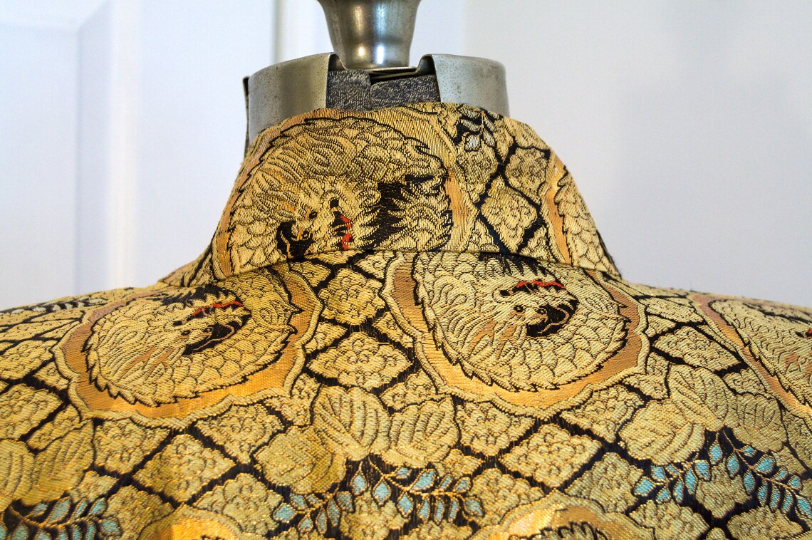 Vintage Metallic Gold Dragon Brocade Dressing Gown Robe Made in Japan ...