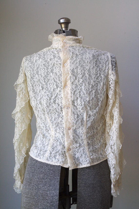 1960s Victorian style lace & ruffle button back blous… - Gem