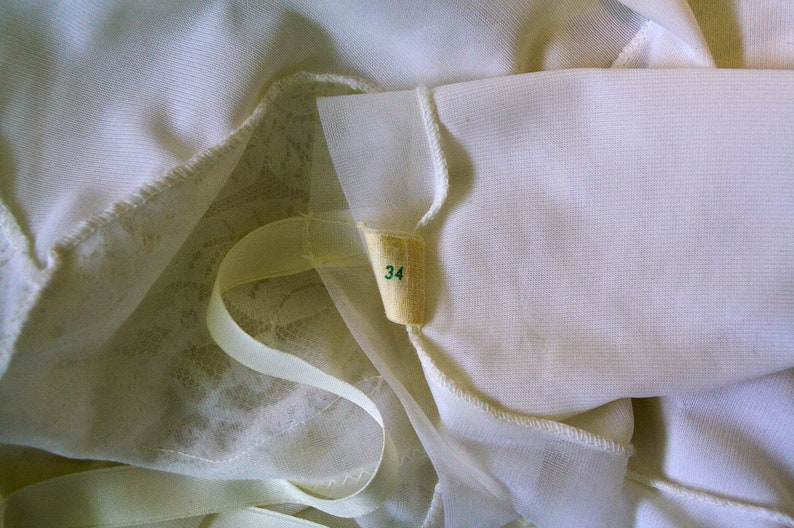 1950s White Canada "maid" by Toronto Petticoat Full Dress Wiggle Slip ...