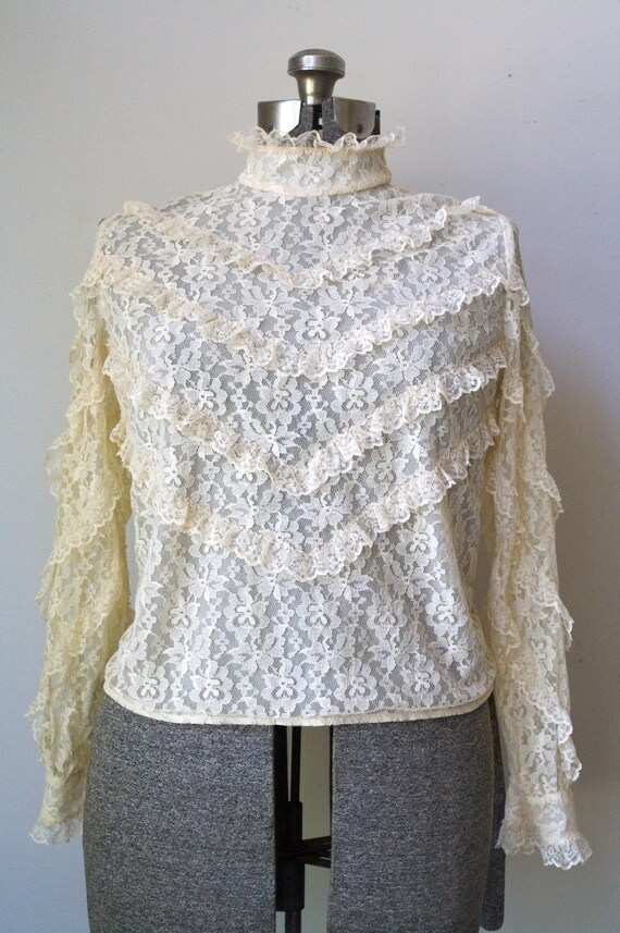 1960s Victorian style lace & ruffle button back blous… - Gem