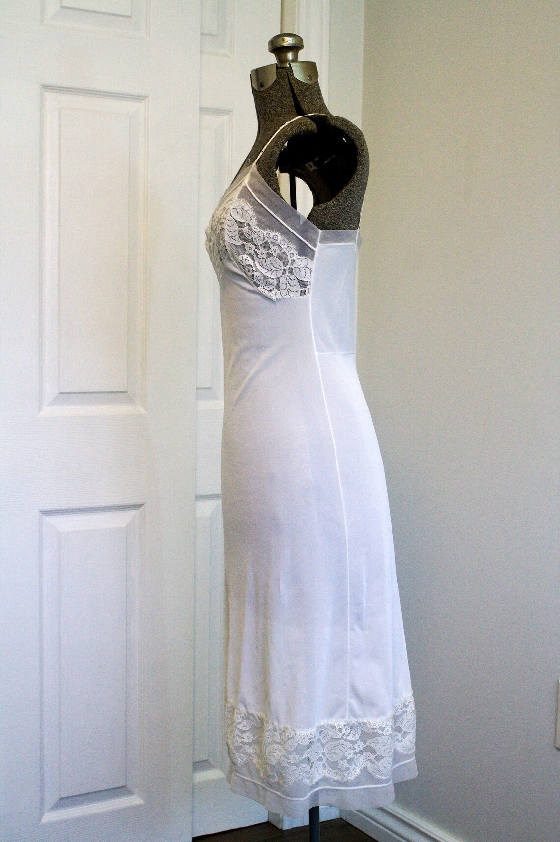 1950s White Canada "maid" by Toronto Petticoat Full Dress Wiggle Slip ...
