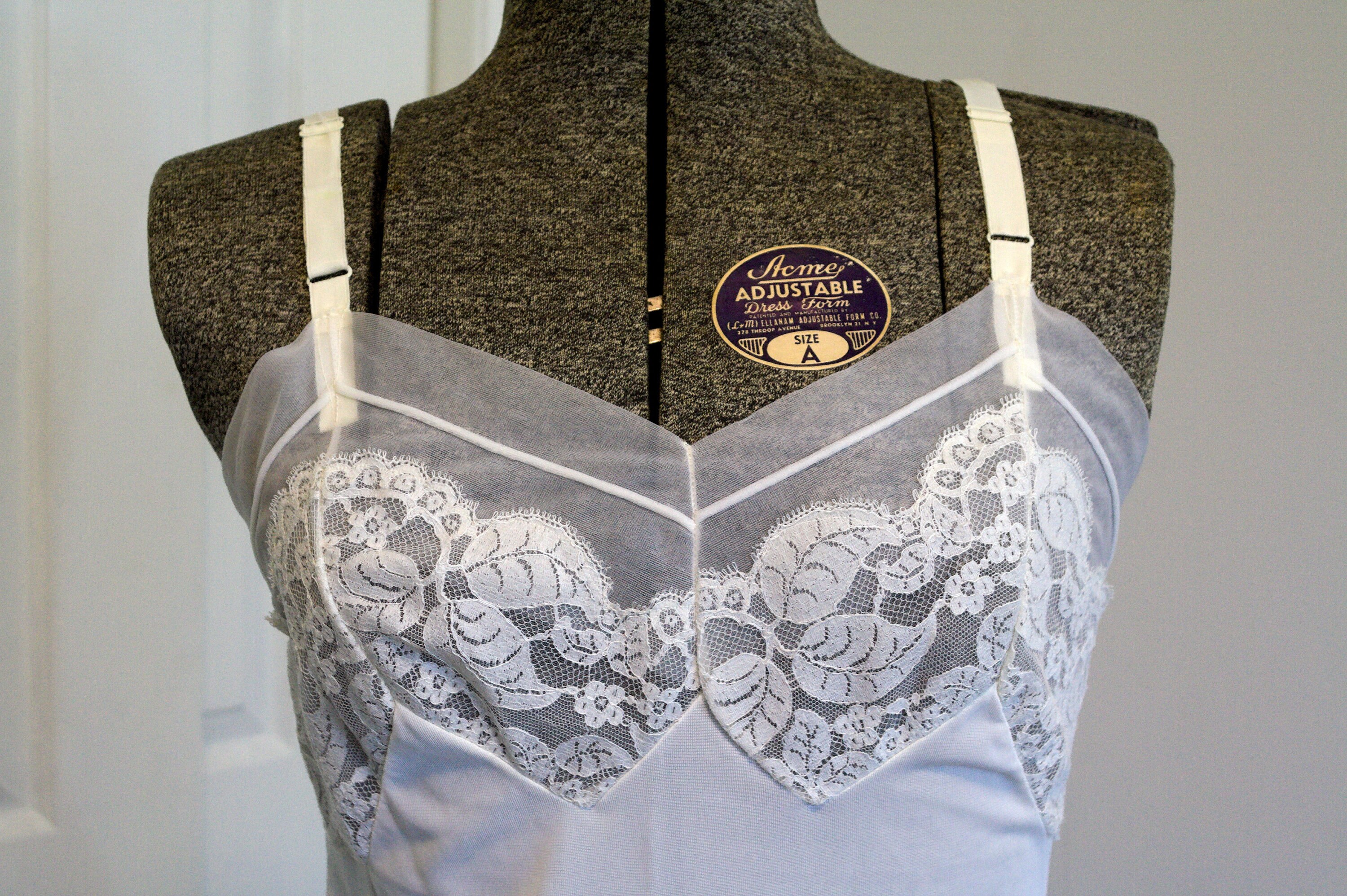 1950s White Canada "maid" by Toronto Petticoat Full Dress Wiggle Slip ...