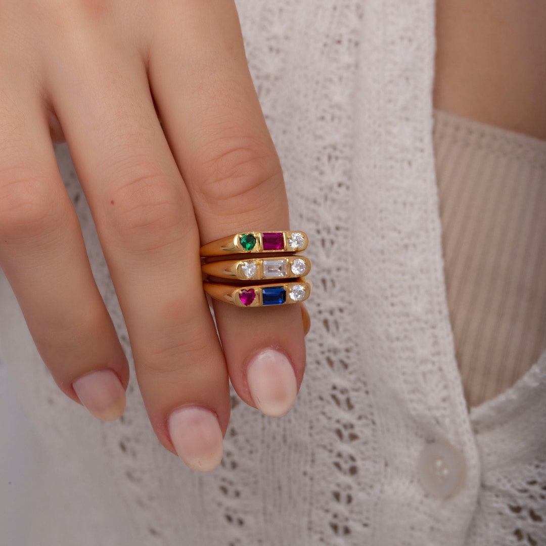 Solid Gold Custom Colorful Stone Signet Ring Signet Ring With Heart ...