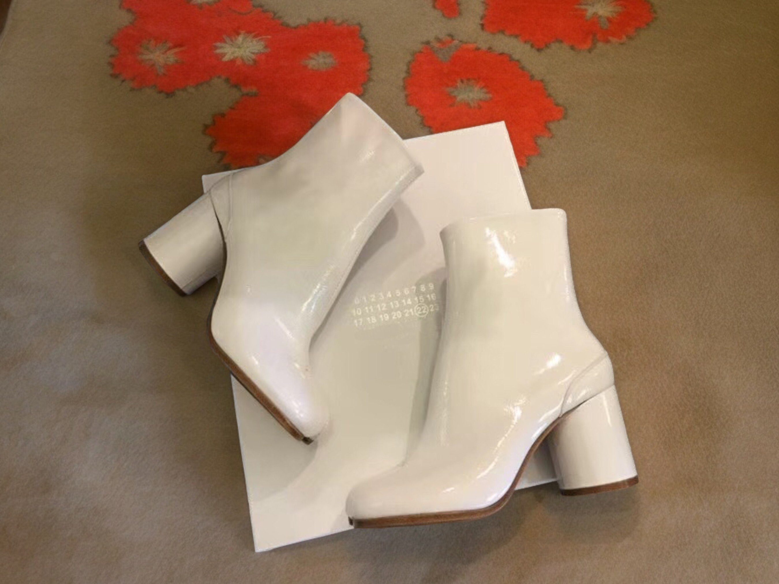 Split-toe Buckle Chunky Boots Women's Fashionable Heels Stylish Outwear ...