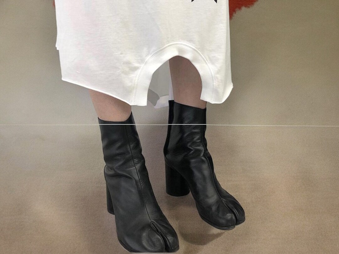 Split-toe Buckle Chunky Boots Women's Fashionable Heels Stylish Outwear ...