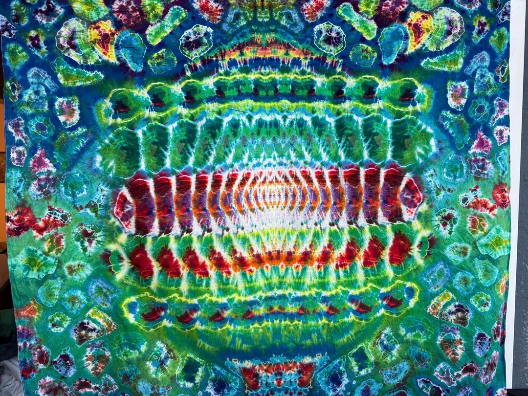 Cosmic Roll Tie Dye Tapestry - Etsy