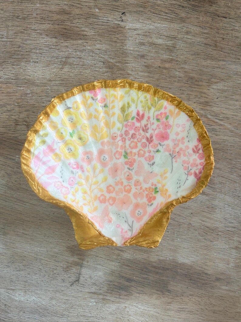 Handmade Coastal Large Scallop Seashell Jewelry Trinket Dish, Gold Trim ...