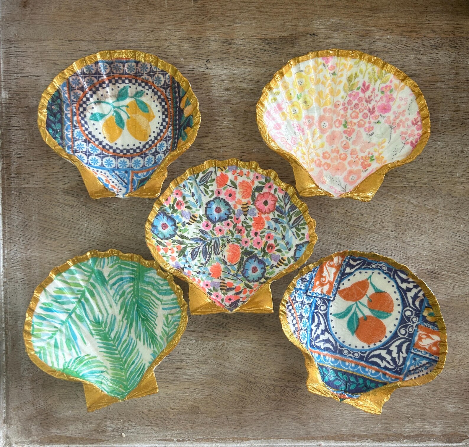 Handmade Coastal Large Scallop Seashell Jewelry Trinket Dish, Gold Trim ...