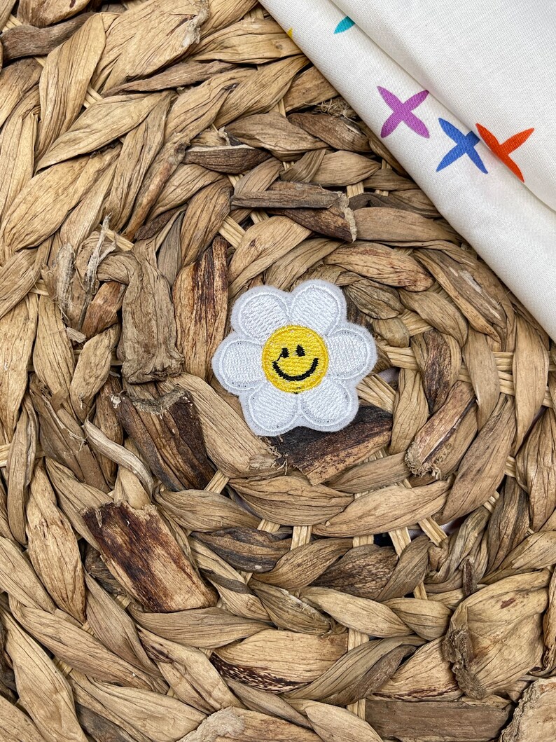 Teacher Themed Iron on Patch, Daisy Patch, Teach Checkerboard Patch ...