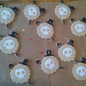 One Piece Brook Cookie Cutter: Anime Pirate Skull Baking Gift - Etsy