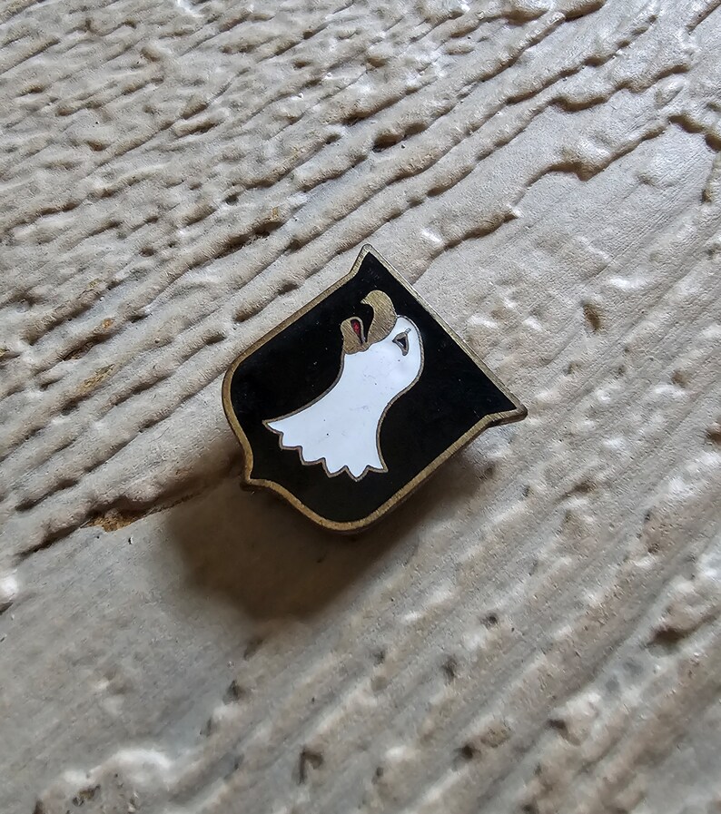 Vintage U.S. Military ARMY 101st Airborne Division Screaming Eagle Pin - Etsy