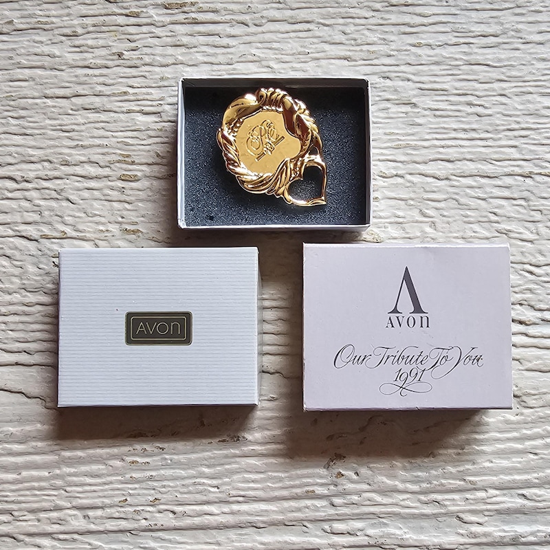 Avon Presidents Club Pin - Etsy