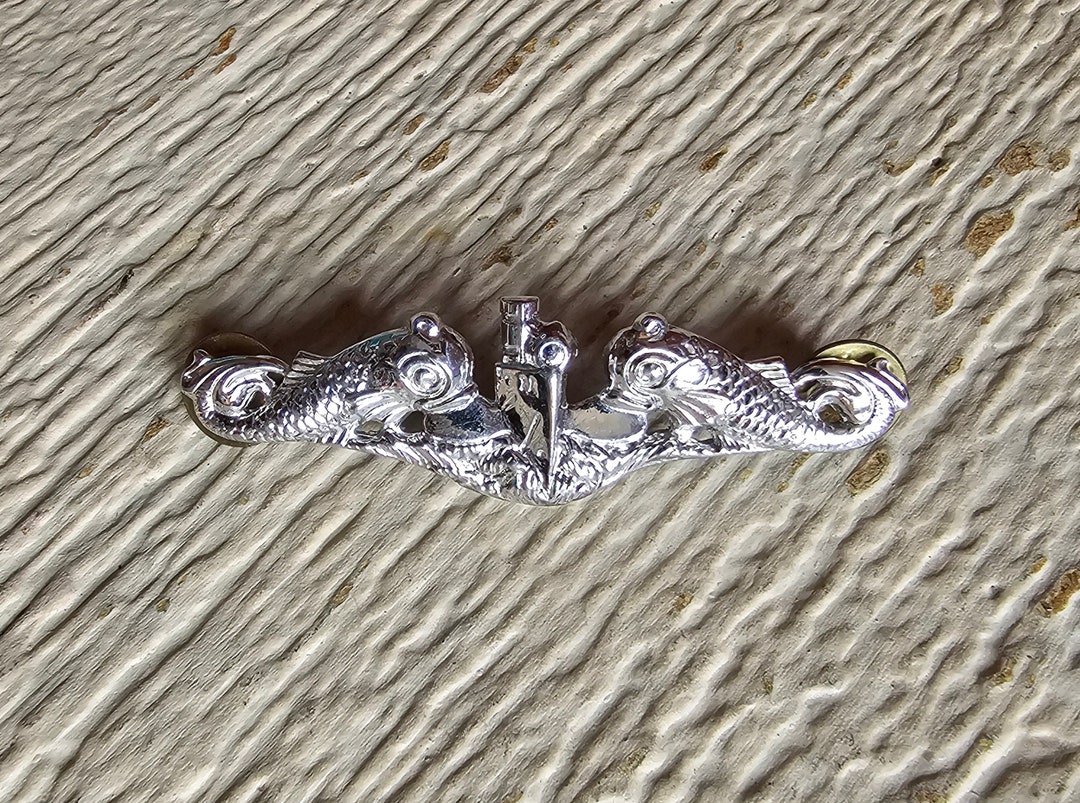 Vintage Navy Korean War US Submarine Warfare Badge Pin STERLING Silver ...