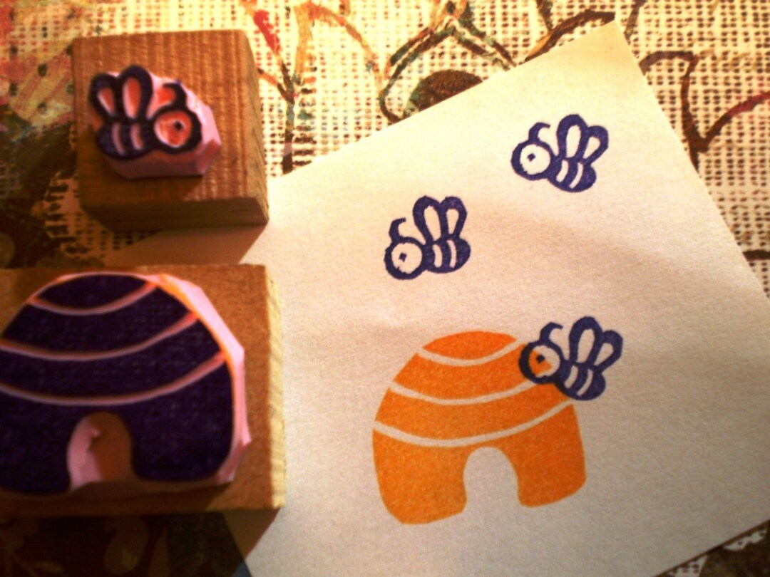 Bee Rubber Stamp//bee Hive Stamp// Bumblebee// Insect// Bugs //honey Bee/ Two Hand Carved Rubber ...