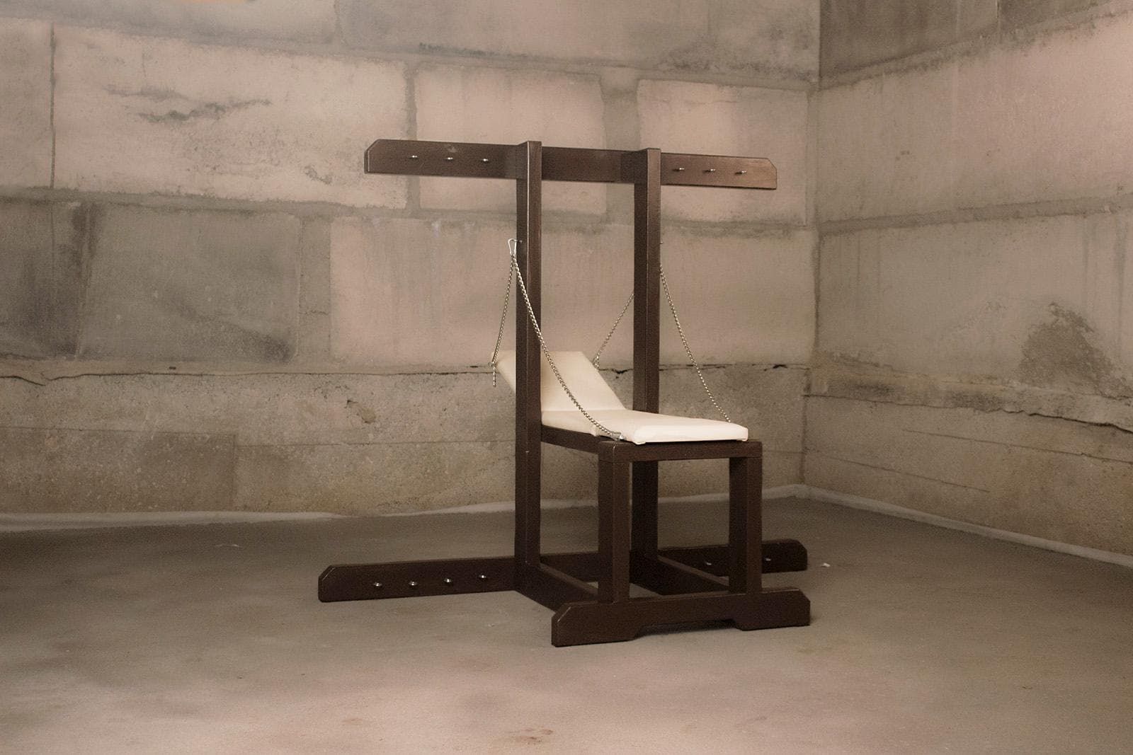 BONDAGE BENCH for Whipping. Bdsm Bed, Dungeon Chair for Adult Games ...