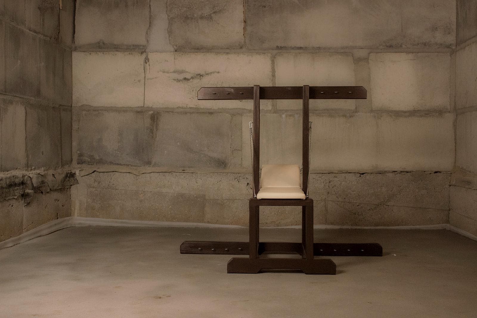 BONDAGE BENCH for Whipping. Bdsm Bed, Dungeon Chair for Adult Games ...