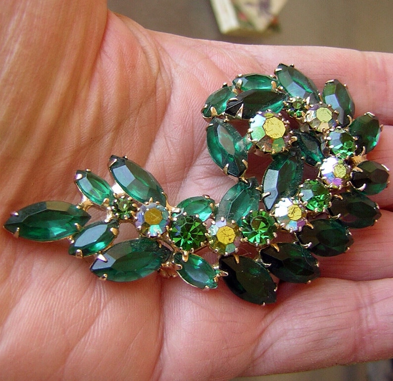 Vintage Green Brooch Pin 60s Rhinestone D&E Juliana Navettes | Etsy