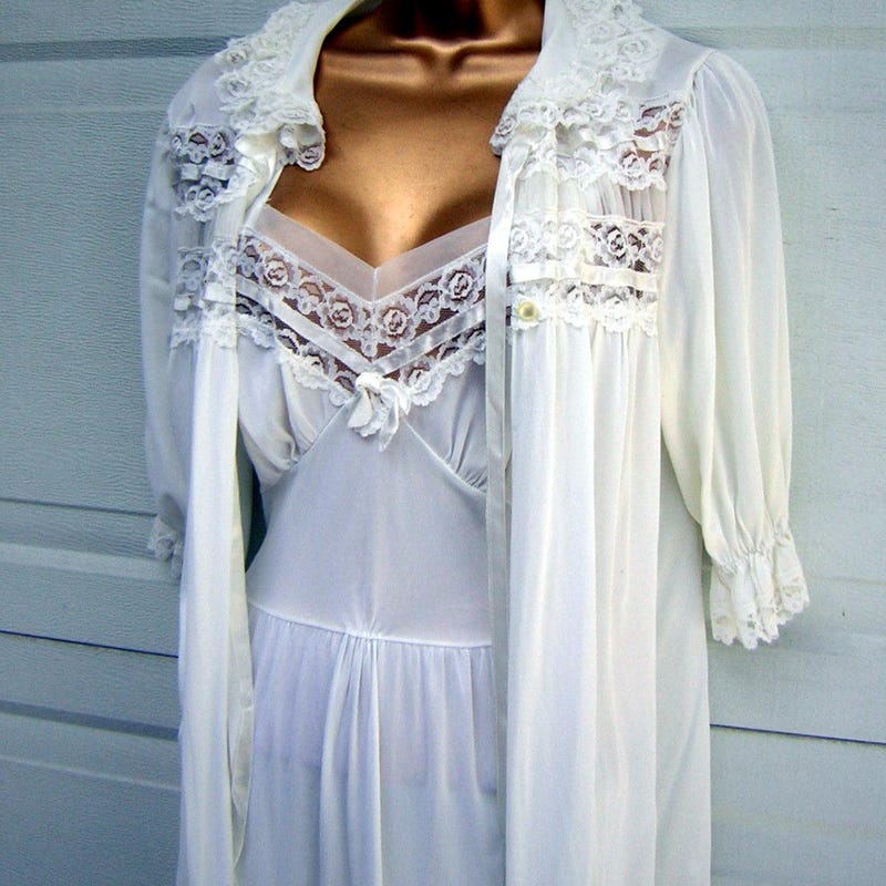 Vintage Peignoir Set - Etsy