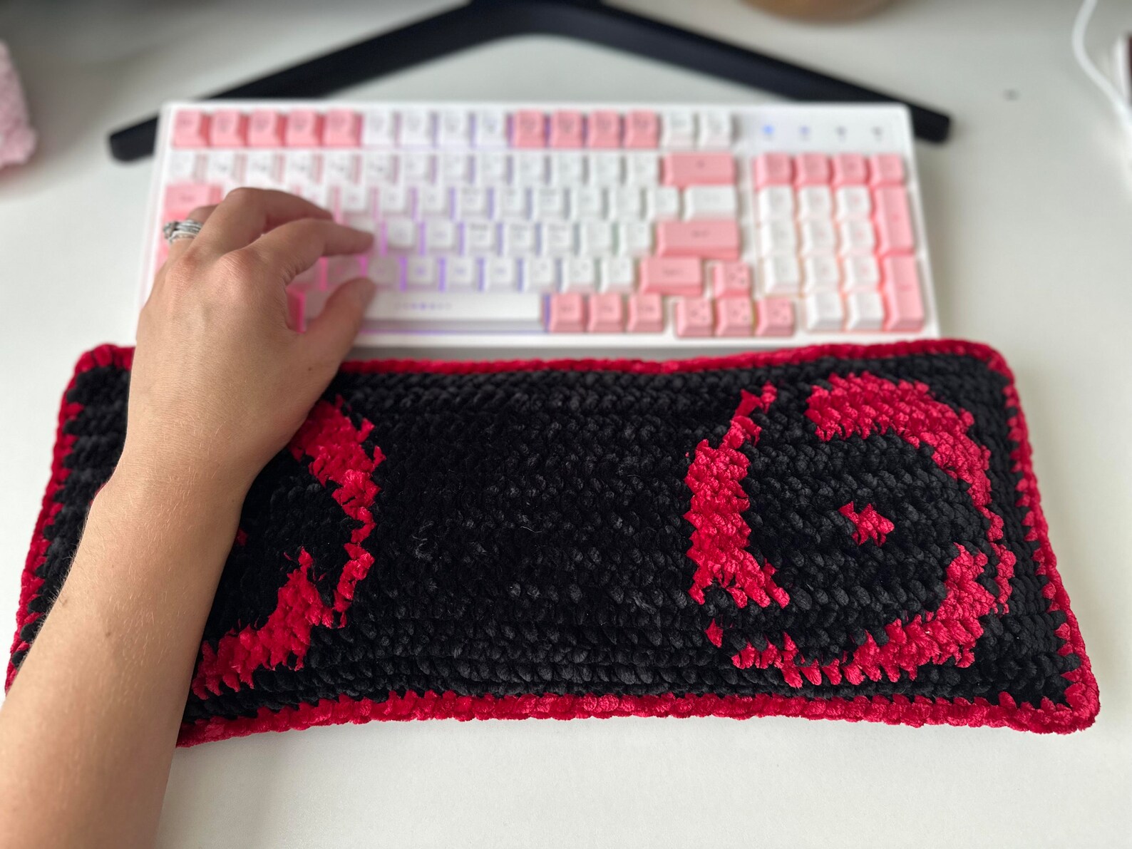 Red Cloud - Red Eyes Crochet Keyboard Wrist Rest - Etsy