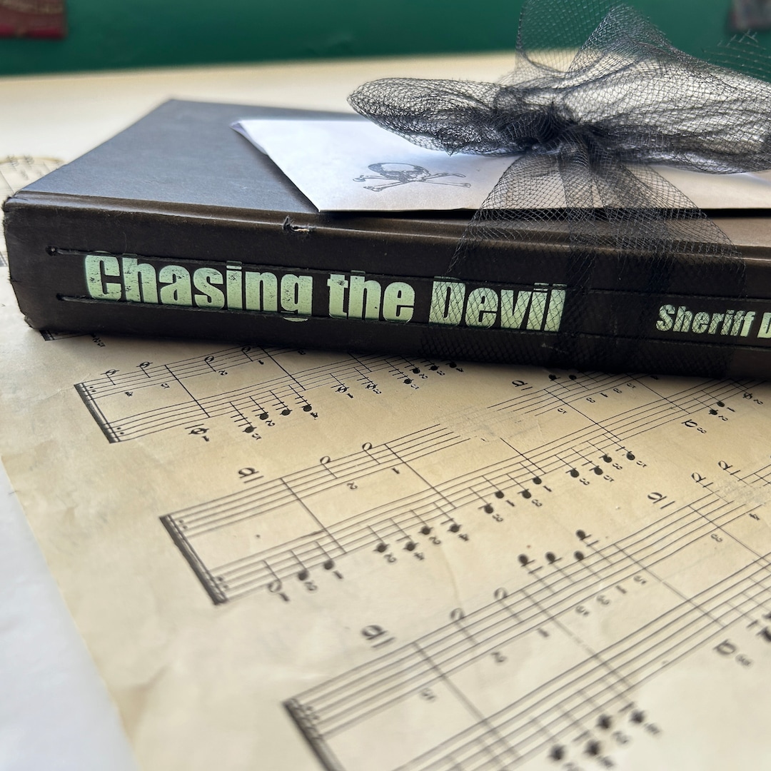 Chasing the Devil - Junk Journal, Art Journal, Bare Journal, Gift ...