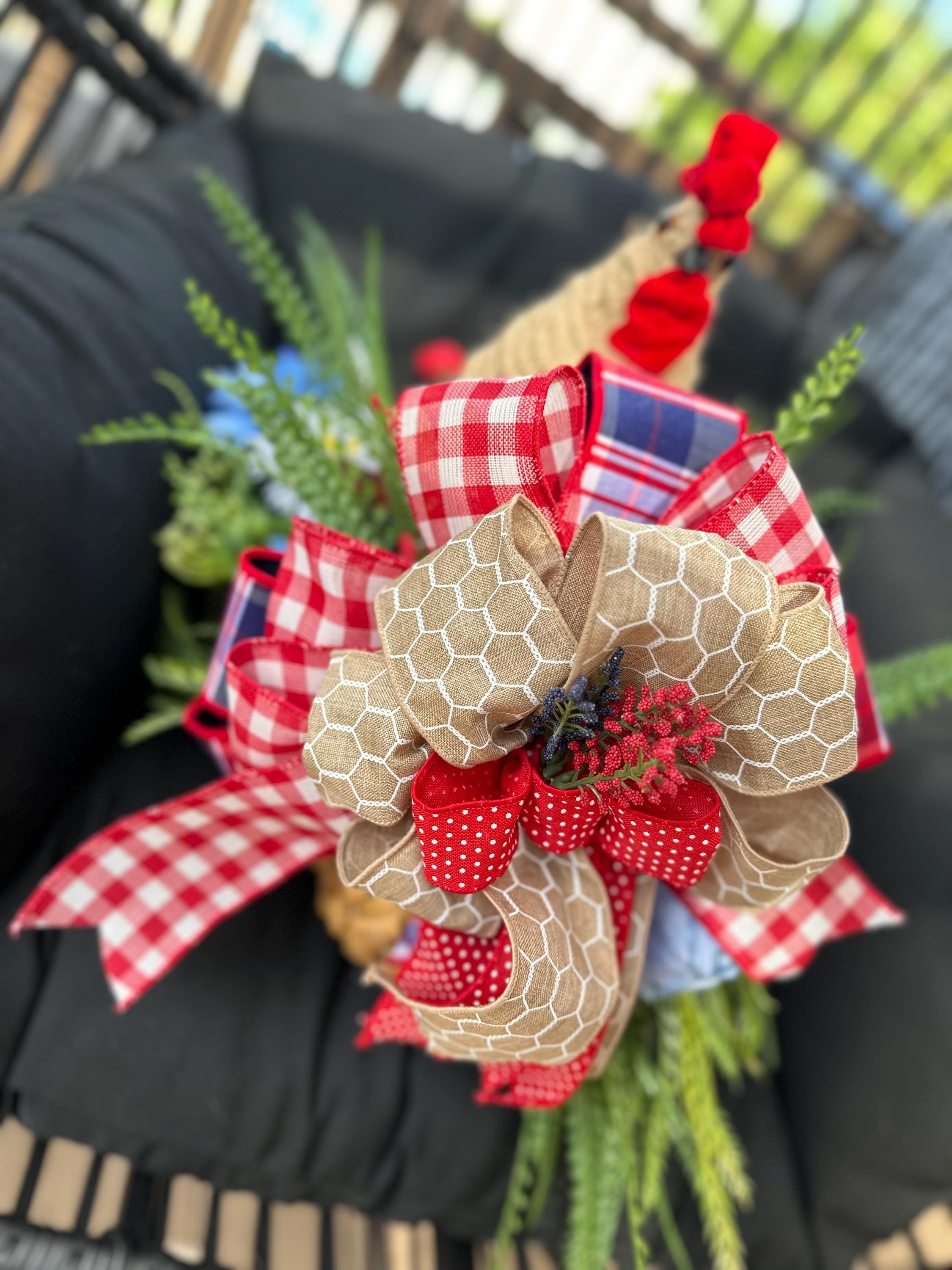 Farmhose Chicken Centerpiece. Straw Basket Centerpiece, Farmhouse ...