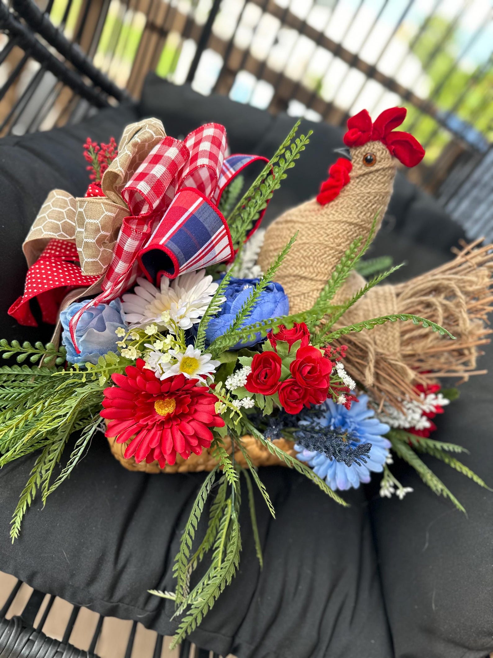 Farmhose Chicken Centerpiece. Straw Basket Centerpiece, Farmhouse ...