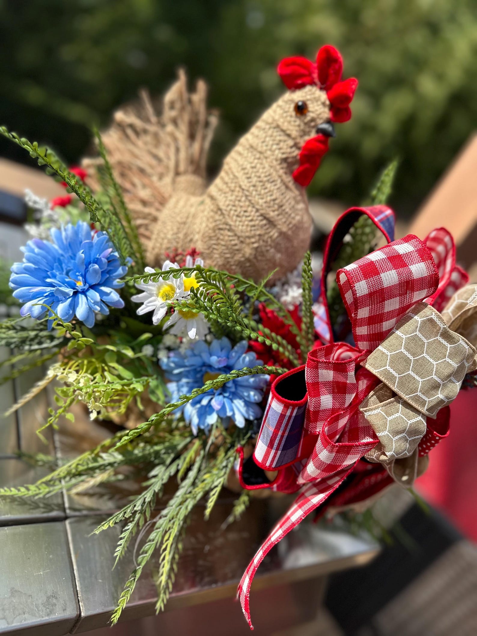 Farmhose Chicken Centerpiece. Straw Basket Centerpiece, Farmhouse ...
