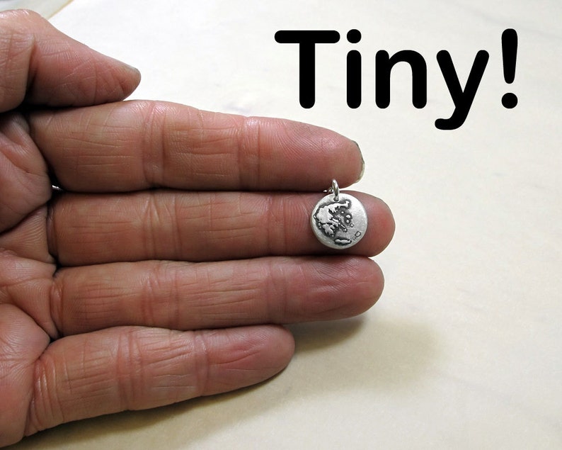 Tiny Map of Greece Necklace Silver Map Jewelry - Etsy