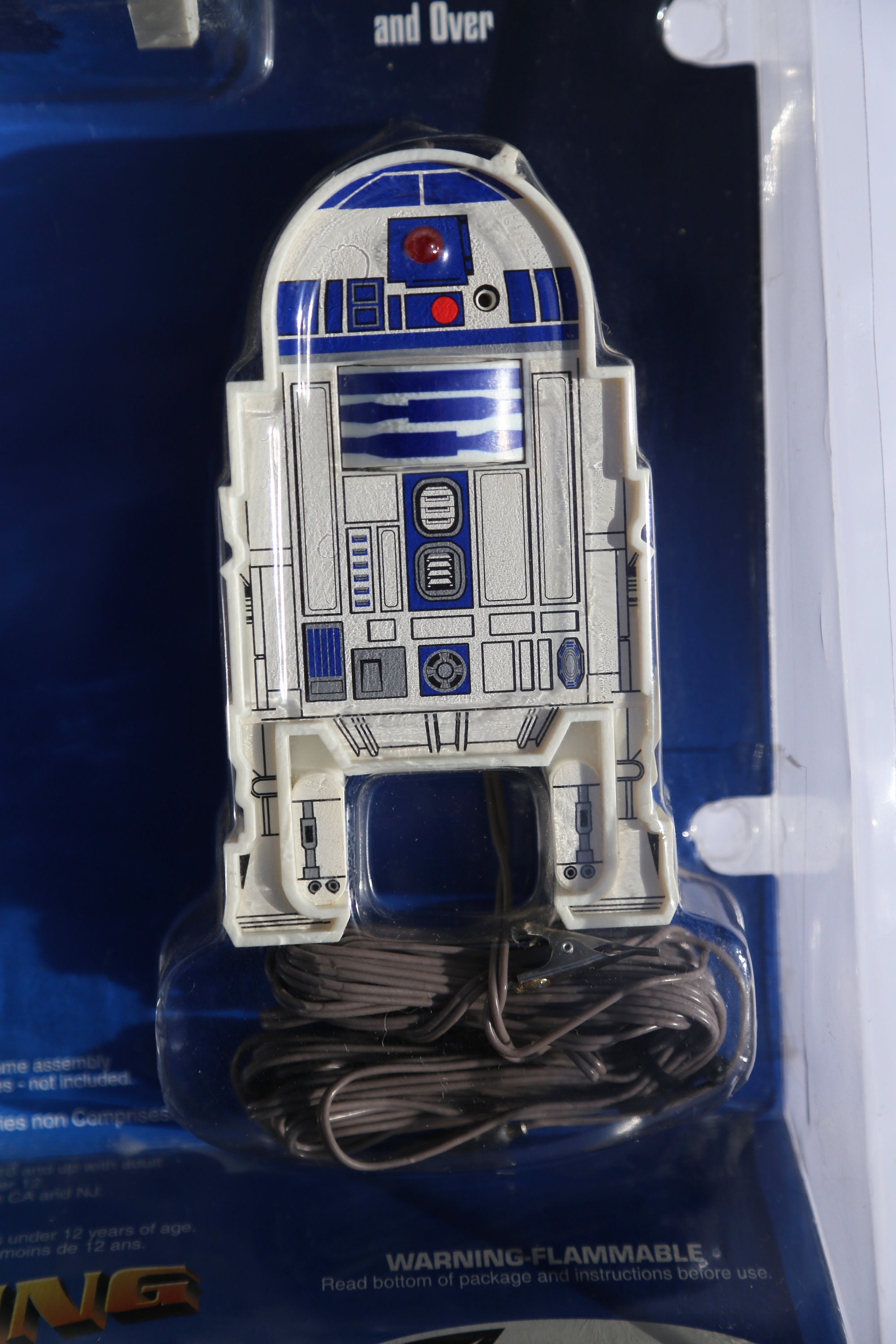 ESTES Star Wars Episode 1 R2-D2 Flying Model Rocket Starter Set, Kids ...