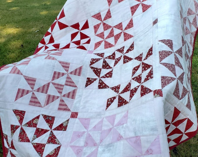 Sweet Handmade Baby / Toddler Quilt With Pinwheels in Peppermint Colors ...