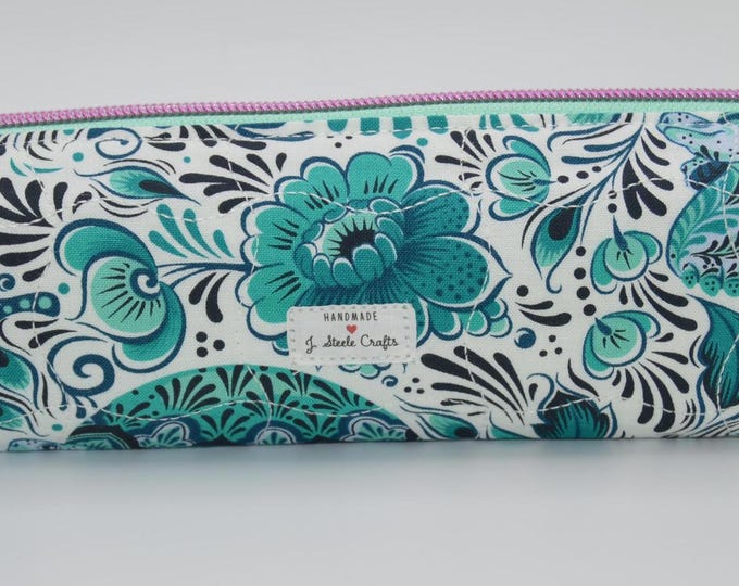 Tula Pink Bestie No Rush Turtles Fabric - Zipper Boxy Bag, Makeup Brush ...