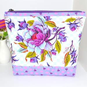 Zipper Bag- Tula Pink Untamed Peony for Your Thoughts Fabric -project ...