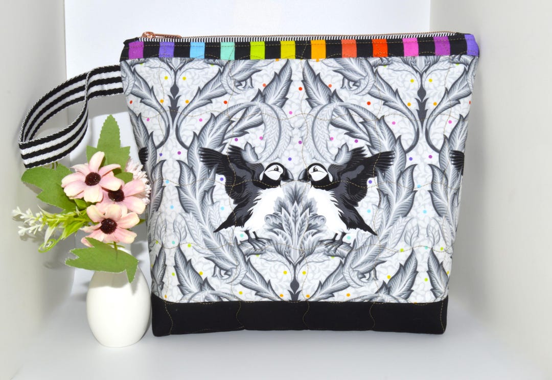 Project Bag | Tula Pink Huffing & Puffin Fabric | Make Up, Quilting ...