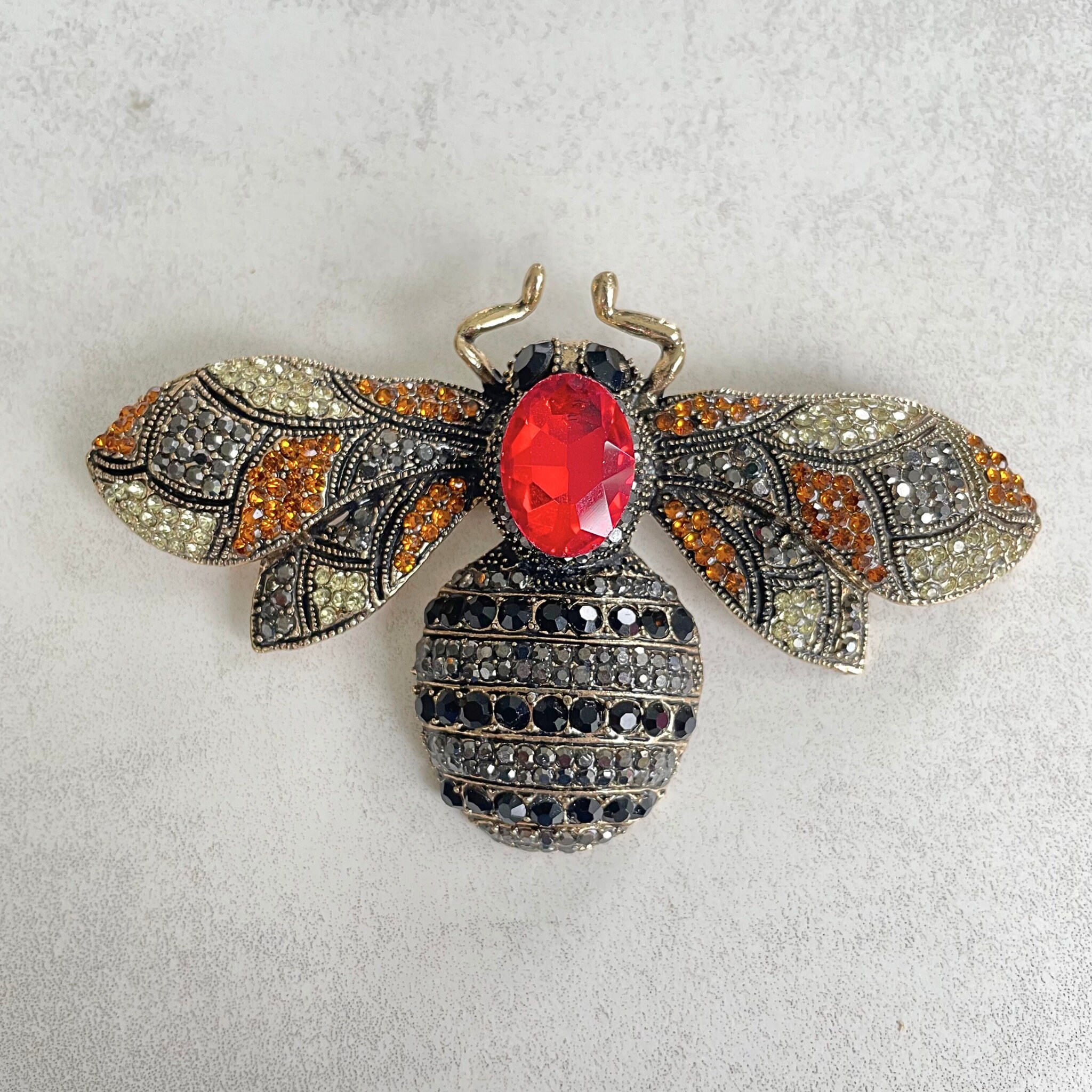 Vintage Style Larger Queen Bee Ruby Gold Pin Brooch Retro Insect Brooch ...