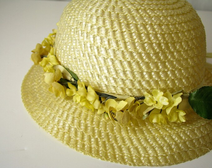 Vintage 1950's Natural Straw Easter Bonnet With Yellow Silk Flowers and ...