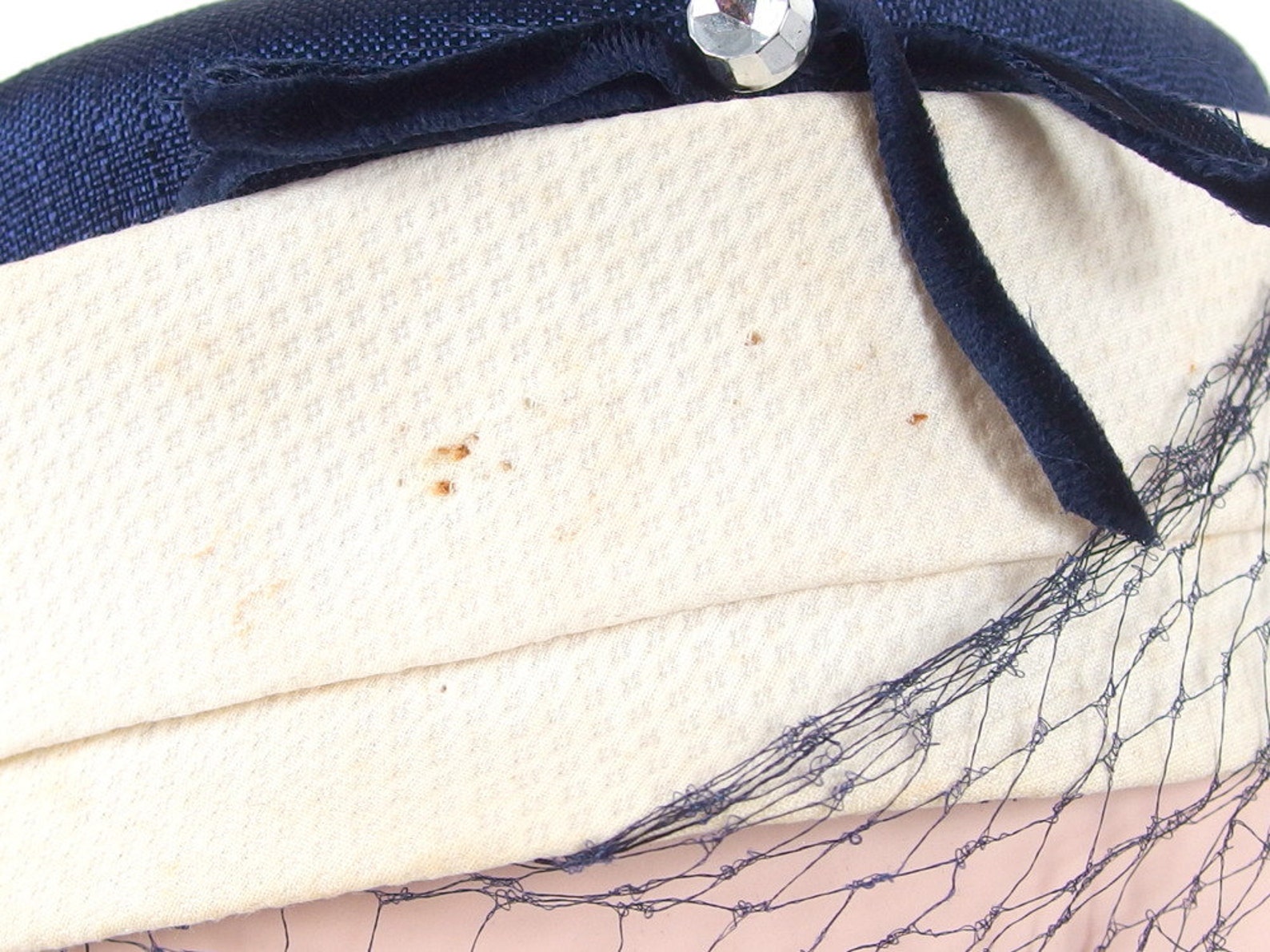 Vintage Navy Blue Pillbox Hat With Ivory Band Veil Feathers - Etsy