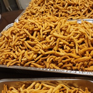 Crunchy Milky Chin Chin Exotic Snacks Crunchy Snack Sweet Favors ...
