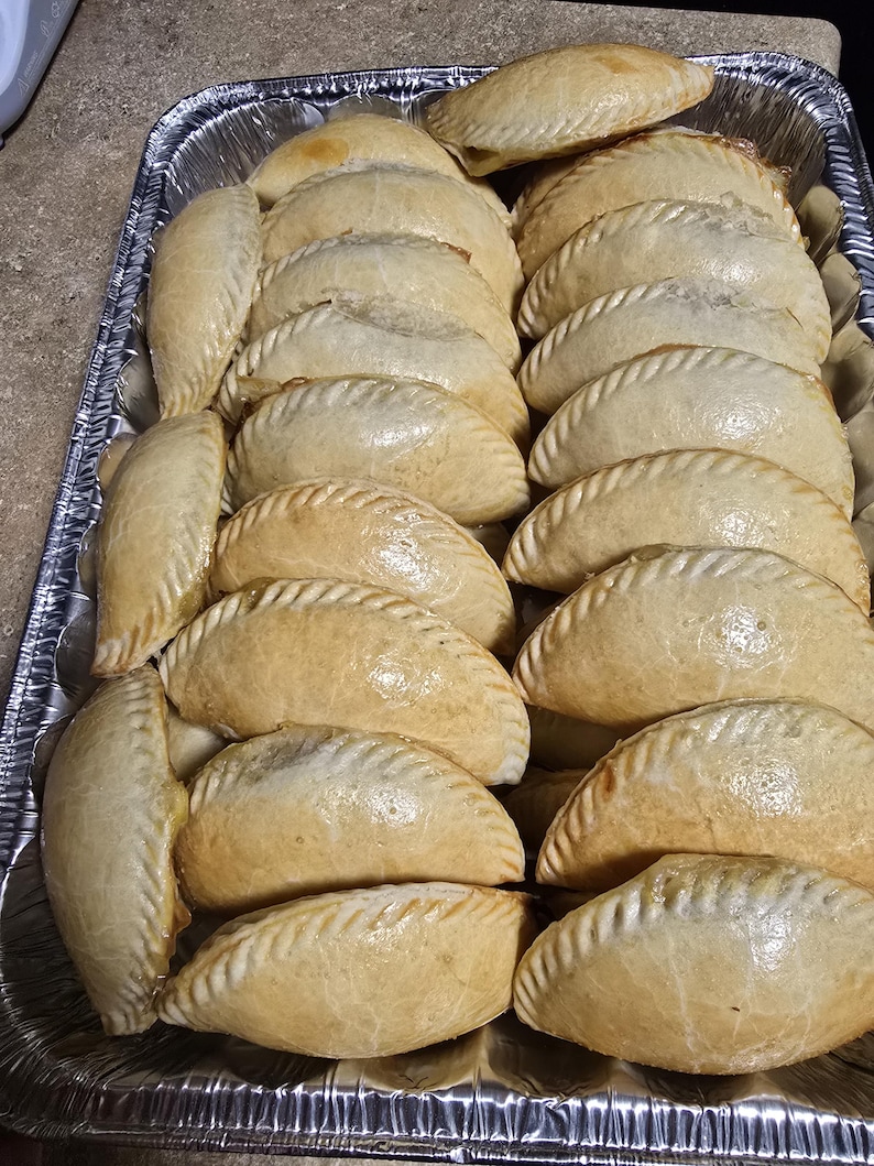 Meat Pie Homemade Snacks Party Meatpie Dessert Meatpies Baked Foods ...