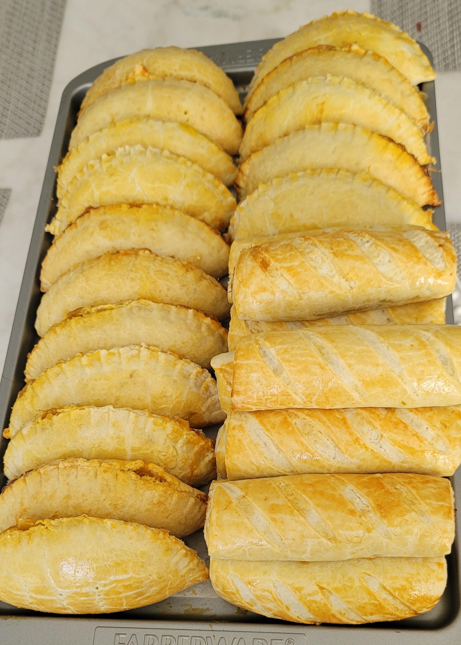 Chicken Pie Homemade Snacks Party Chicken Pie Dessert Chicken Pies ...