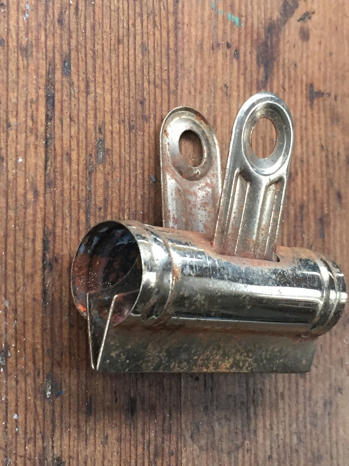 Vintage Industrial Large Bulldog Office Clip, Rust and Patina, Vintage ...