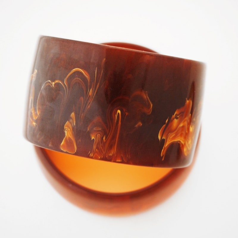 Prystal Bakelite - Etsy